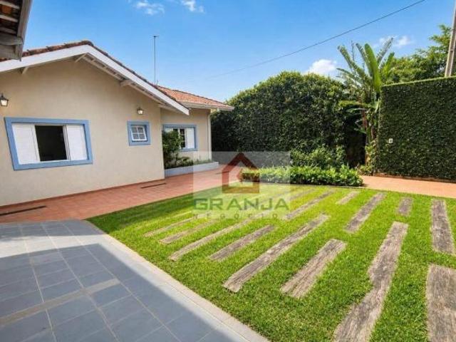 Casa com 3 dormitórios à venda, 220 m² por R$ 980.000 Granja Viana Carapicuíba/SP