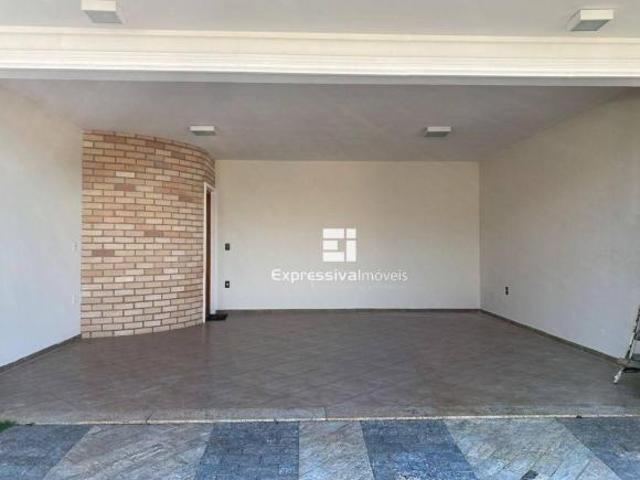 Casa com 3 dormitórios à venda, 221 m² por R$ 1.280.000 Loteamento Itatiba Country Club Itatiba/