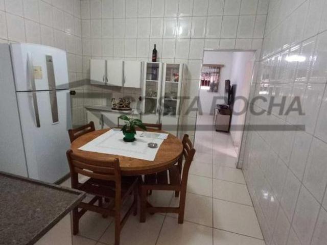 Casa com 3 dormitórios à venda, 221 m² por R$ 700.000,00 Centro Salto/SP