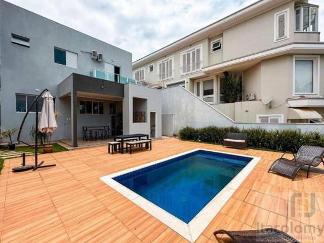 Casa com 3 dormitórios à venda, 223 m² por R$ 2.300.000,00 Alphaville Santana de Parnaíba/SP