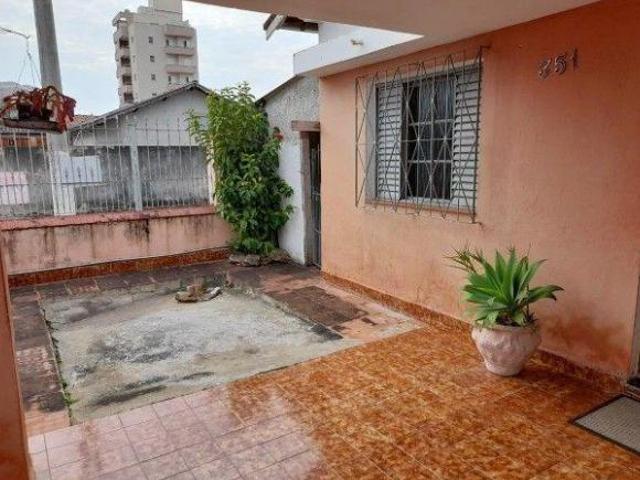 Casa com 3 dormitórios à venda, 234 m² por R$ 450.000,00 Vila Marly Taubaté/SP