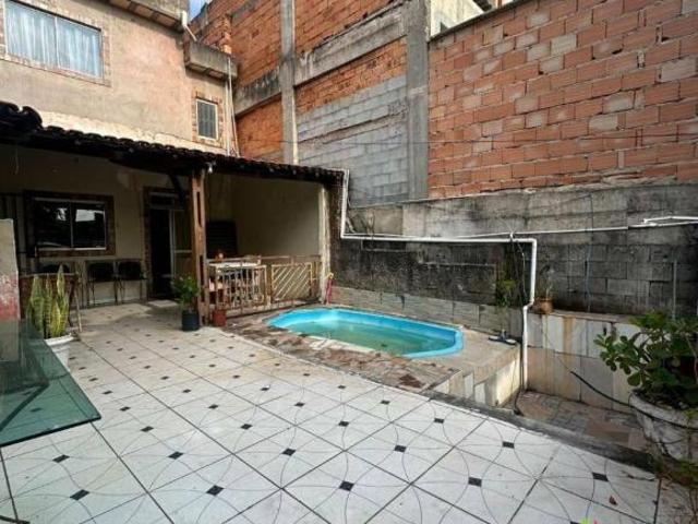 Casa com 3 dormitórios à venda, 234 m² por R$ 550.000 São João Batista Venda Nova Belo Horizon