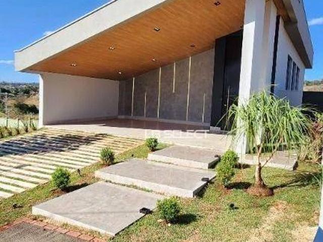 Casa com 3 dormitórios à venda, 235 m² por R$ 1.900.000,00 Condomínio Terras Alpha Uberlândia/MG