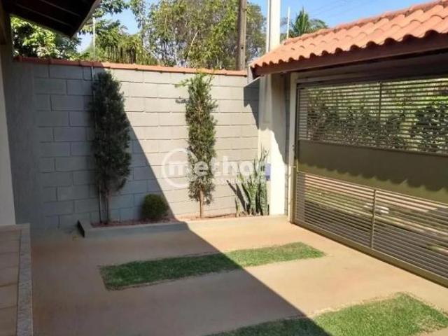 Casa com 3 dormitórios à venda, 235 m² por R$ 950.000,00 Parque das Laranjeiras II Cosmópolis/SP