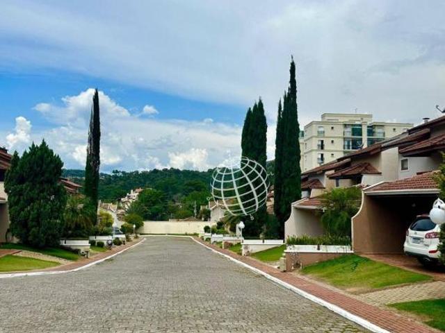 Casa com 3 dormitórios à venda, 237 m² por R$ 1.700.000,00 Vila Helena Atibaia/SP