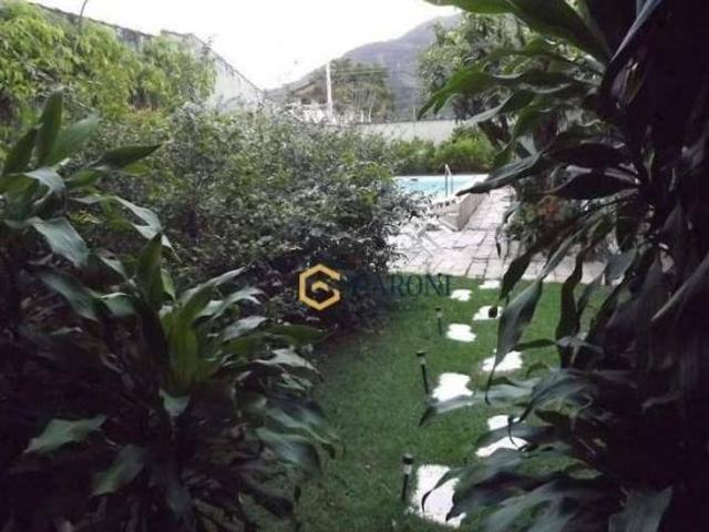 Casa à venda, 237 m² por R$ 1.050.000,00 Jardim Jaqueira Caraguatatuba/SP