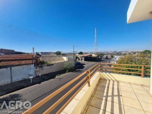 Casa com 3 dormitórios à venda, 237 m² por R$ 850.000,00 Novo Jardim Pagani Bauru/SP
