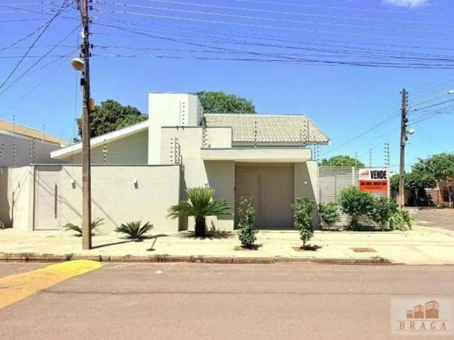 Casa com 3 dormitórios à venda, 238 m² por R$ 1.350.000,00 Centro Navirai/MS