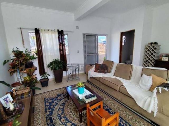 Casa com 3 dormitórios à venda, 239 m² por R$ 768.000,00 Vila Yolanda São Paulo/SP