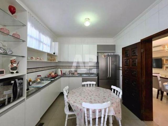 Casa com 3 dormitórios à venda, 239 m² por R$ 850.000,00 São Luiz Itu/SP