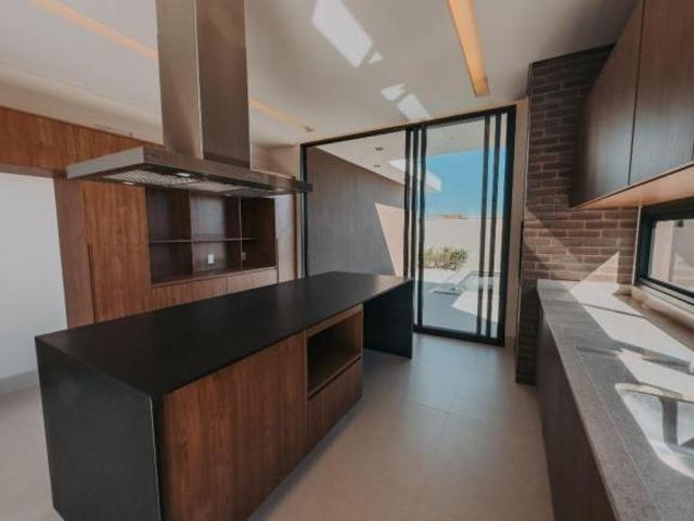 Casa com 3 dormitorios a venda, 230 m2 Condominio Royal Boulevard Premium Aracatuba Aracatuba/SP