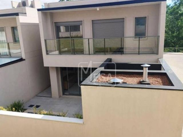 Casa com 3 dormitórios à venda, 230 m² por R$ 3.900.000 Tamboré Barueri/SP