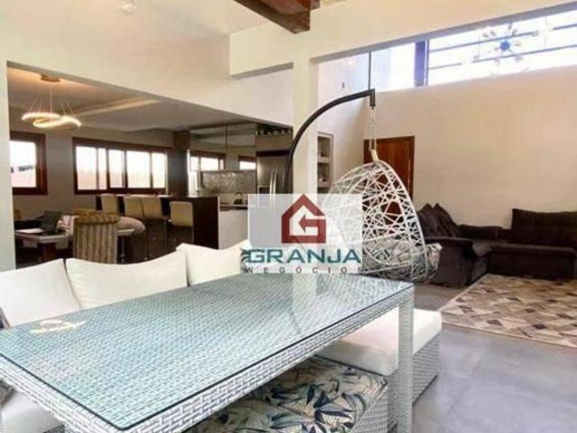 Casa com 3 dormitórios à venda, 230 m² por R$ 1.450.000,00 Granja Viana Carapicuíba/SP