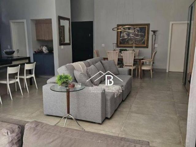 Casa com 3 dormitórios à venda, 230 m² por R$ 2.380.000 Jardim Residencial Dona Maria José Indai