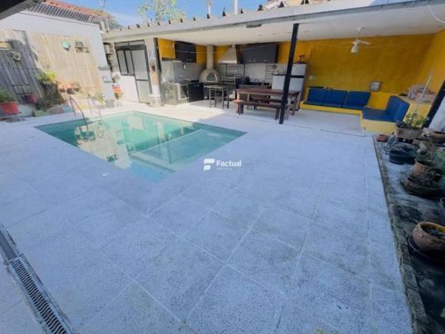 Casa com 3 dormitórios à venda, 230 m² Praia do Pernambuco Guarujá/SP