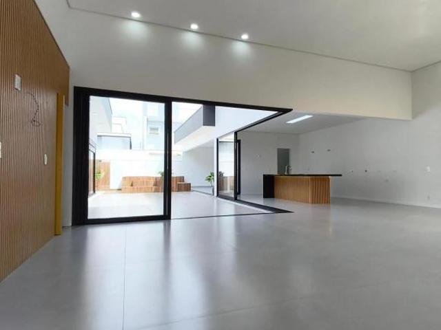 Casa com 3 dormitórios à venda, 232 m² por R$1.800.000,00 Condomínio Campos do