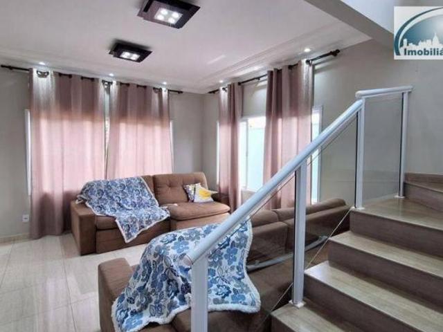 Casa com 3 dormitórios à venda, 232 m² por R$ 2.100.000,00 Condomínio Via Castelli Louveira/SP