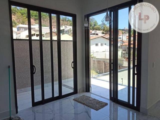 Casa com 3 dormitórios à venda, 244 m² por R$ 1.400.000,00 Condomínio Vivenda das Pitangueiras V