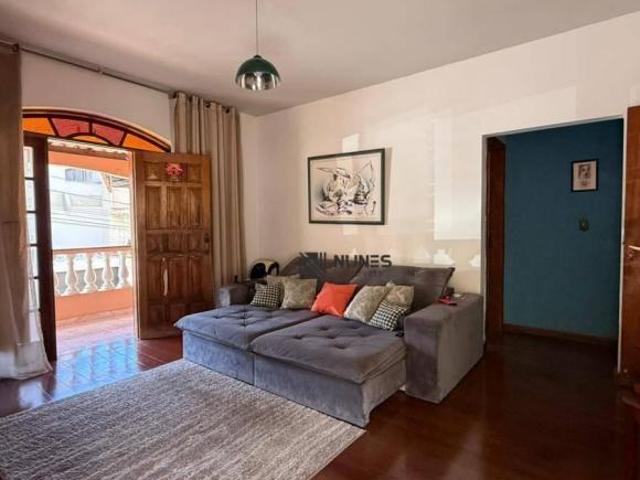 Casa com 3 dormitórios à venda, 244 m² por R$ 750.000 Eldorado Juiz de Fora/MG