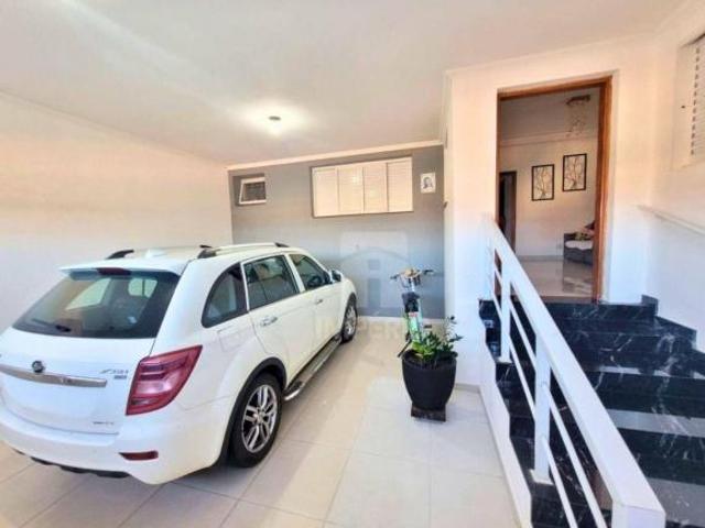 Casa com 3 dormitórios à venda, 244 m² por R$ 760.000,00 Jardim São Caetano Jaú/SP