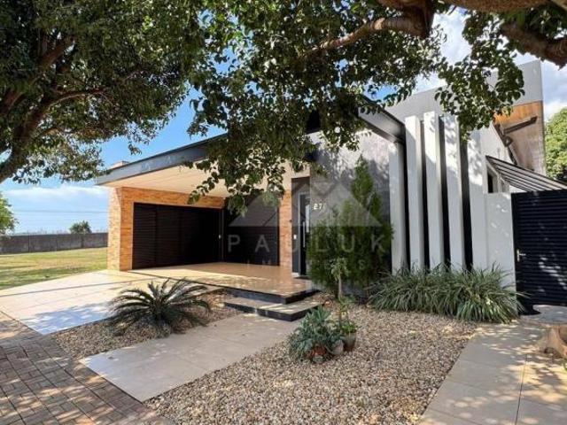 Casa com 3 dormitórios à venda, 245 m² por R$ 1.690.000,00 Condomínio Arco de Paris Foz do Iguaç