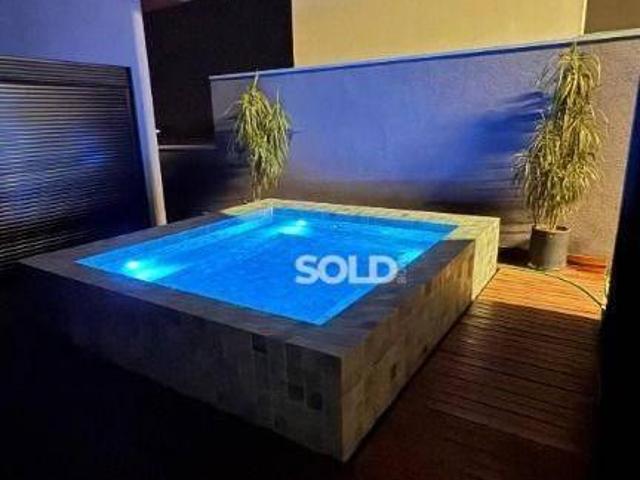 Casa com 3 dormitórios à venda, 245 m² por R$ 2.650.000 Núcleo Agrícola Alpha Franca/SP