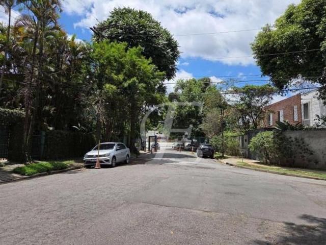 Casa com 3 dormitórios à venda, 245 m² por R$ 2.200.000,00 Instituto de Previdência São Paulo/SP