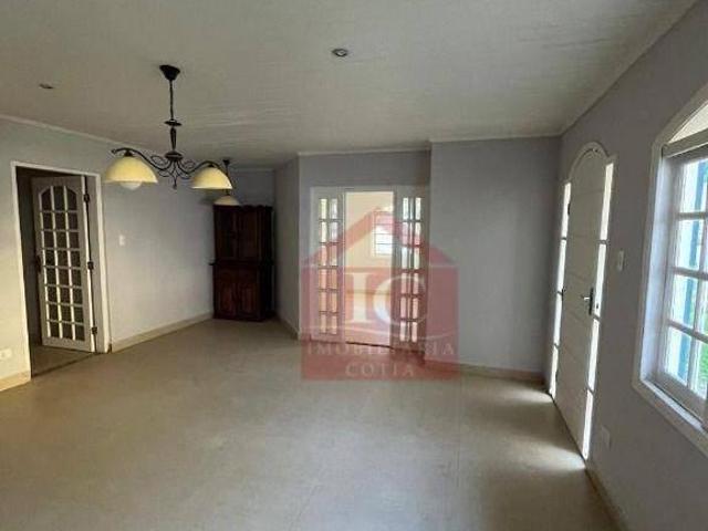 Casa com 3 dormitórios à venda, 245 m² por R$ 798.000,00 Chácara Rincão Cotia/SP