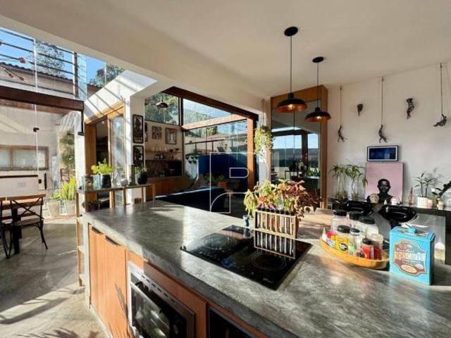 Casa com 3 dormitórios à venda, 248 m² por R$ 1.380.000 Granja Viana