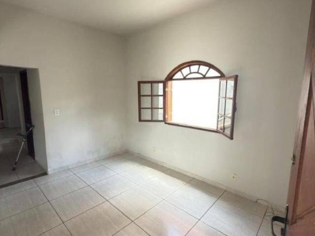 Casa com 3 dormitórios à venda, 248 m² por R$ 590.000,00 Dom Bosco Juiz de Fora/MG