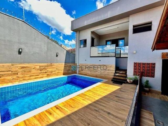 Casa com 3 dormitórios à venda, 249 m² por R$ 1.350.000,00 Igapó Londrina/PR