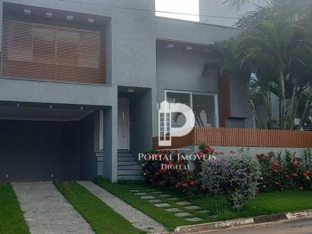 Casa com 3 dormitórios à venda, 240 m² por R$ 1.690.000 Condomínio Terras de São Francisco Vinhe