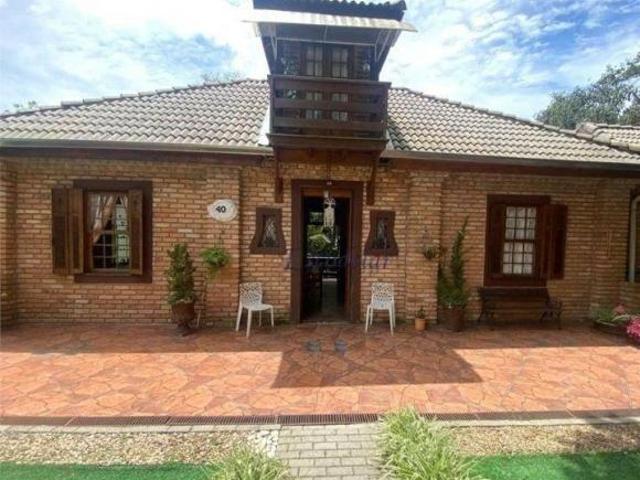 Casa com 3 dormitórios à venda, 240 m² por R$ 1.780.000,00 Samambaia Mairiporã/SP