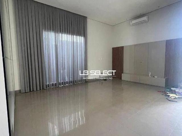 Casa com 3 dormitórios à venda, 240 m² por R$ 1.980.000,00 Condomínio Golden Village Uberlândia/