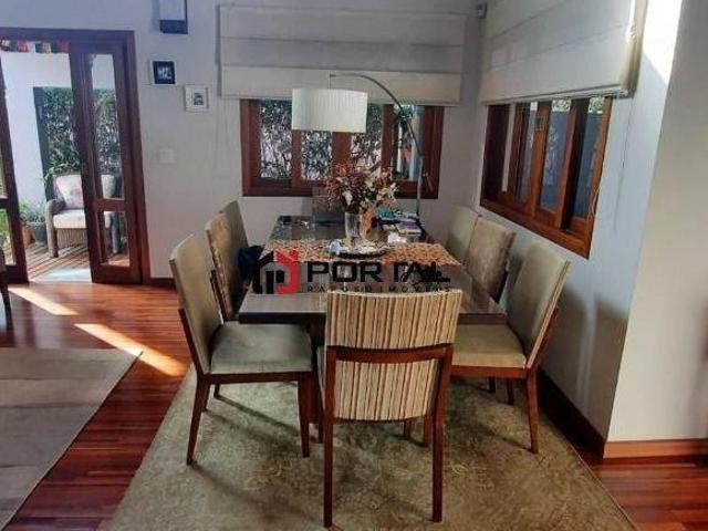 Casa com 3 dormitórios à venda, 240 m² por R$ 1.390.000,00 Granja Viana Carapicuíba/SP