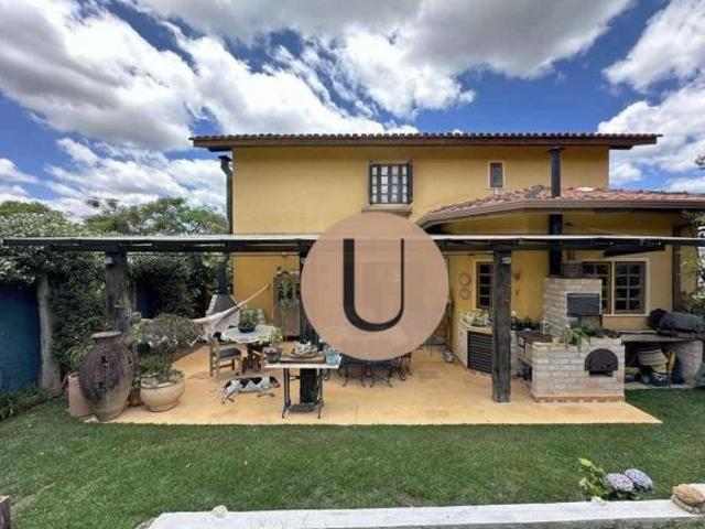 Casa com 3 dormitórios à venda, 240 m² por R$ 2.198.000,00 Granja Viana Jandira/SP