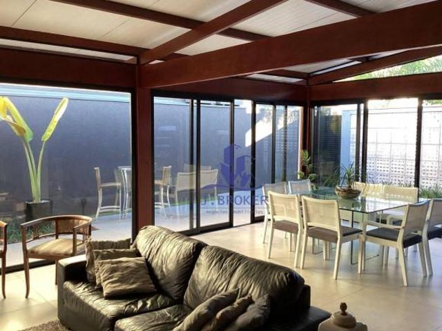 Casa com 3 dormitórios à venda, 240 m² por R$ 2.250.000,00 Residencial Lago Sul Bauru/SP