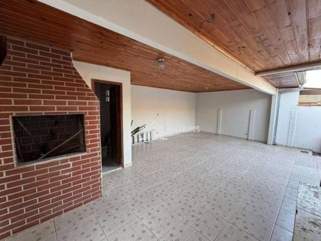 Casa com 3 dormitórios à venda, 240 m² por R$ 550.000,00 Vila São Cristóvão Piraquara/PR
