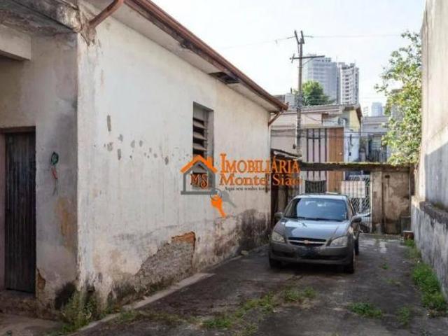 Casa com 3 dormitórios à venda, 240 m² por R$ 675.000 Vila Augusta Guarulhos/SP
