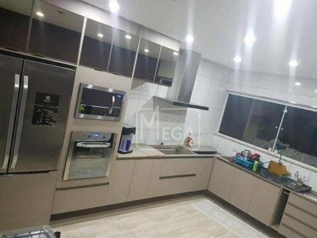 Casa com 3 dormitórios à venda, 240 m² por R$ 690.000 Chácara Santa Cecília Itapevi/SP