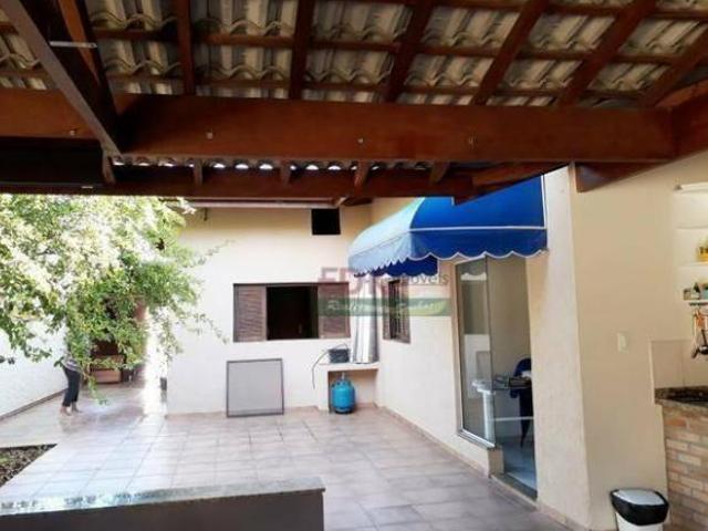 Casa com 3 dormitórios à venda, 240 m² por R$ 750.000,00 Pinhão Taubaté/SP