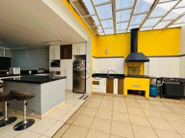 Casa com 3 dormitórios à venda, 240 m² por R$ 850.000,00 Residencial Gaivotas Piracicaba/SP