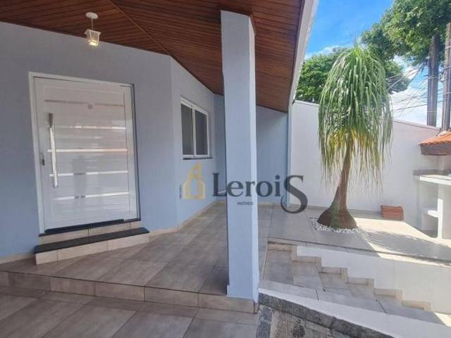 Casa com 3 dormitórios à venda, 240 m² por R$ 900.000,00 Brasil Itu/SP