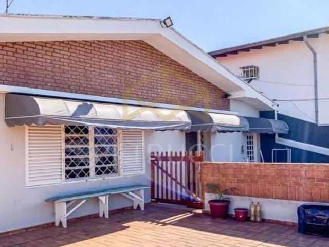 Casa com 3 dormitórios à venda, 240 m² por R$ 903.000,00 Vila Nogueira Campinas/SP