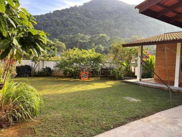 Casa com 3 dormitórios à venda, 241 m² por R$ 800.000,00 Perequê Mirim Ubatuba/SP
