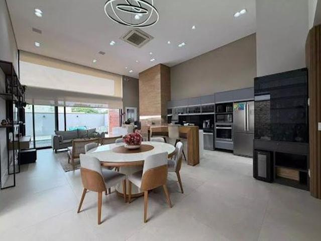 Casa com 3 dormitórios à venda, 242 m² por R$ 2.490.000,00 Condomínio Lago da Boa Vista Sorocaba