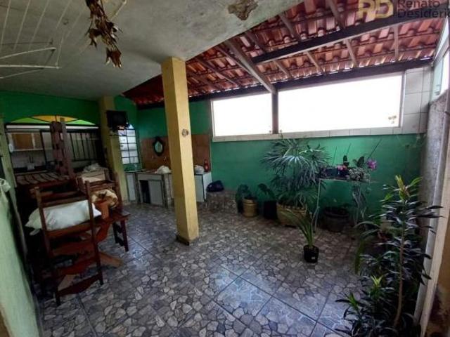 Casa com 3 dormitórios à venda, 243 m² Primeiro de Maio Belo Horizonte/MG
