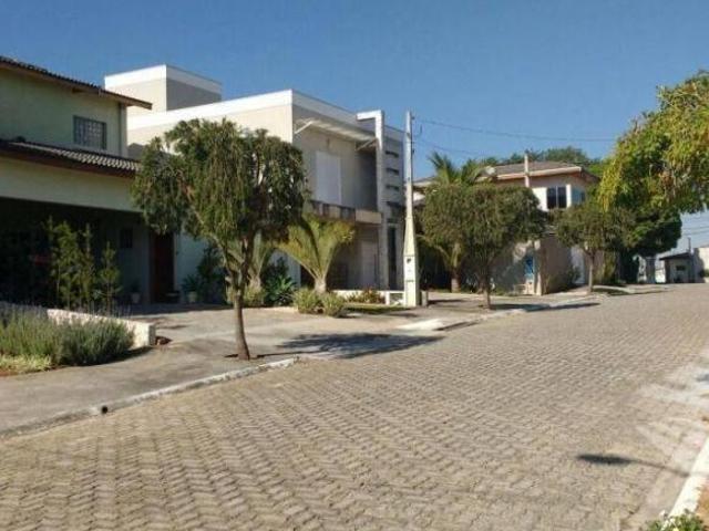 Casa com 3 dormitórios à venda, 255 m² Condomínio Recanto dos Estados Taubaté/SP