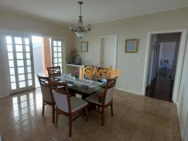 Casa com 3 dormitórios à venda, 255 m² Jardim Coleginho Jacareí/SP