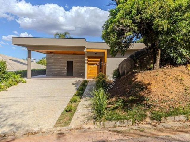 Casa com 3 dormitórios à venda, 255 m² por R$ 2.250.000,00 Condomínio Clube de Campos Valinhos V